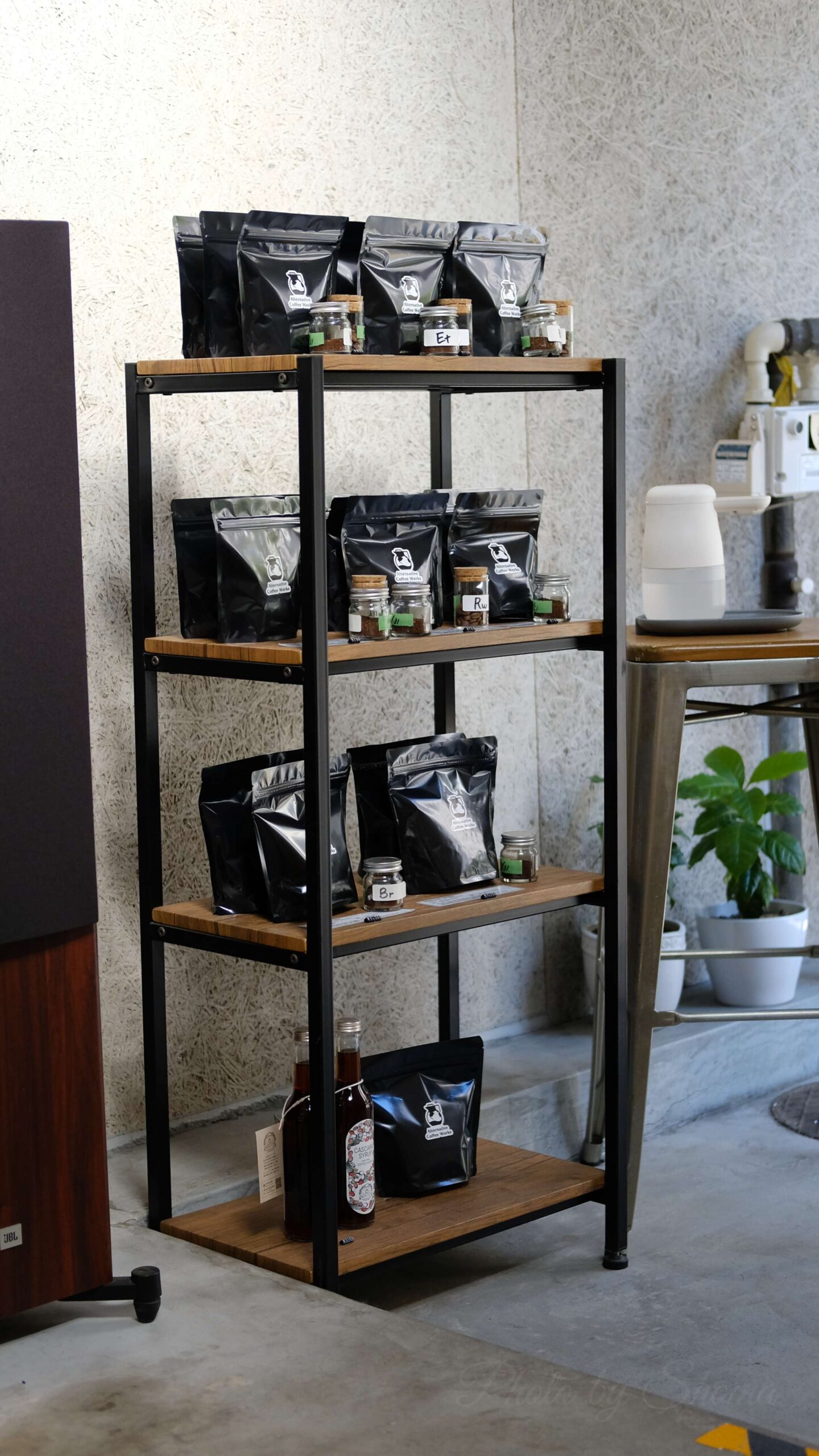 Alternative Coffee Works 内観 | IRISH COFFEE